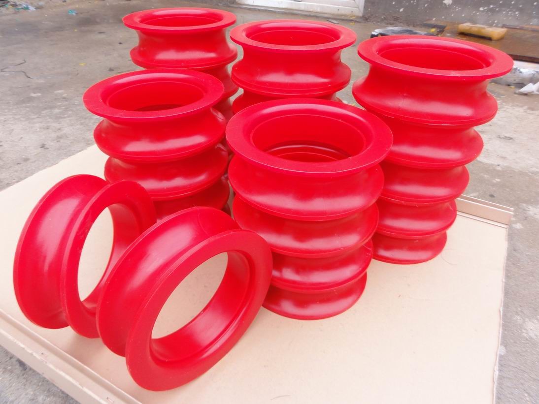 Polyester Polyol TDI Prepolymers For PU Screen Casting Wheel